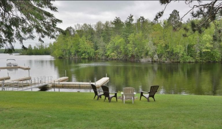 Near Lodge | Dun Rovin Resort